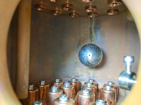 Application of bubble cap trays in distillation towers | Tiantai ...